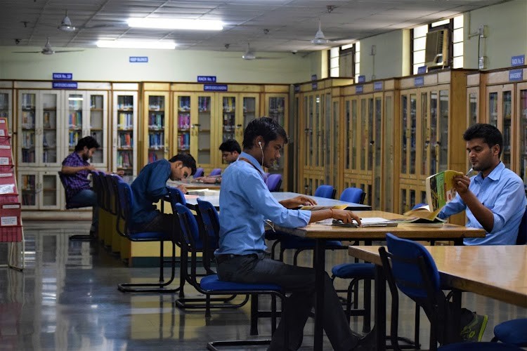 ABES Business School Ghaziabad Campus: Photos, Virtual Tour