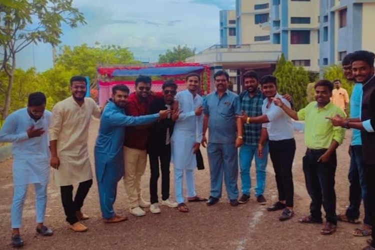 AG Patil Institute of Technology Solapur Campus: Photos, Virtual Tour