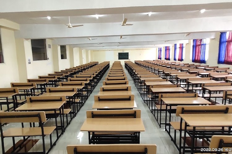 Amaltas University Dewas Campus: Photos, Virtual Tour
