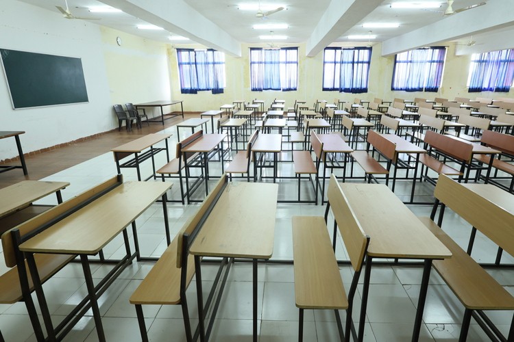 Amaltas University Dewas Campus: Photos, Virtual Tour