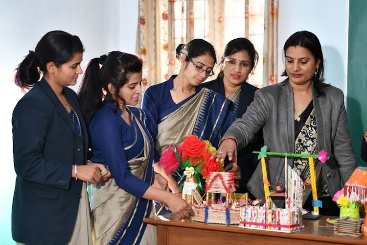 Amrapali University Haldwani Campus: Photos, Virtual Tour