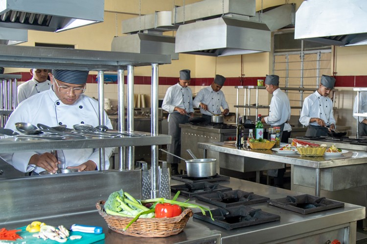 Amrapali University Haldwani Campus: Photos, Virtual Tour