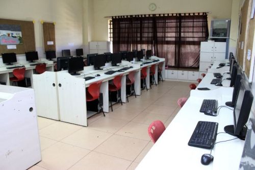 Ashoka Center for Business & Computer Studies Nashik Campus: Photos ...