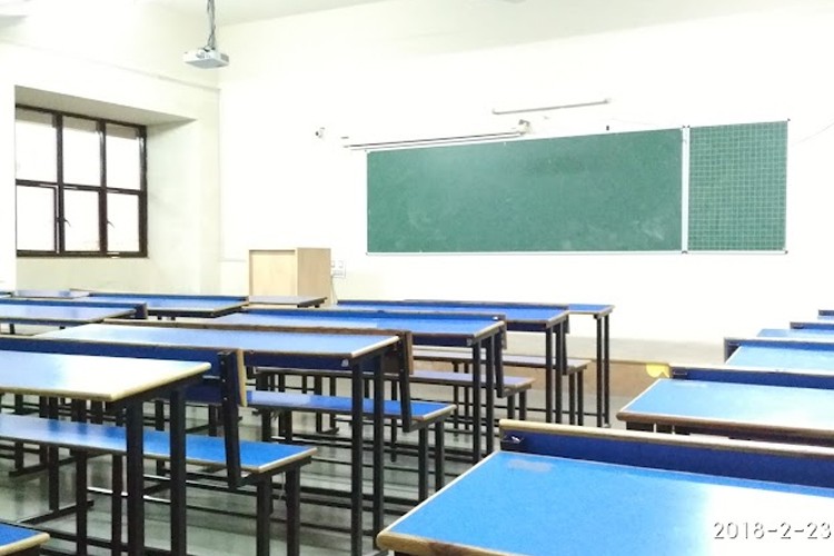 Atmiya University Rajkot Campus: Photos, Virtual Tour