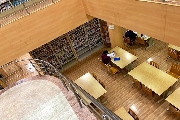 Atmiya University Rajkot Campus: Photos, Virtual Tour