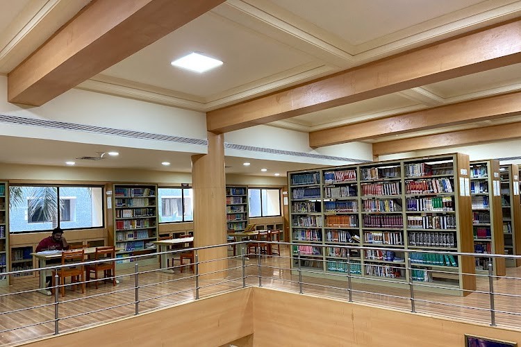 Atmiya University Rajkot Campus: Photos, Virtual Tour