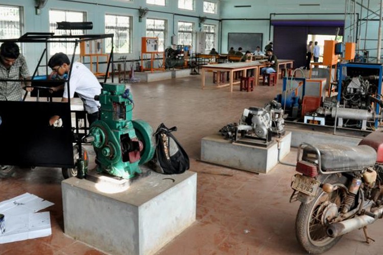 AWH Engineering College Calicut Campus: Photos, Virtual Tour