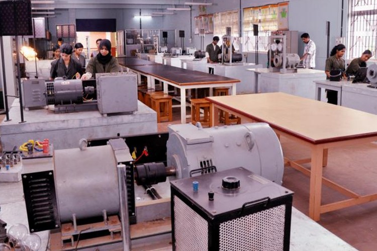 AWH Engineering College Calicut Campus: Photos, Virtual Tour