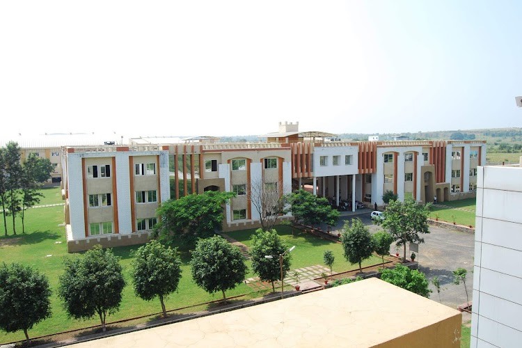 Chameli Devi Group of Institutions Indore Campus: Photos, Virtual Tour