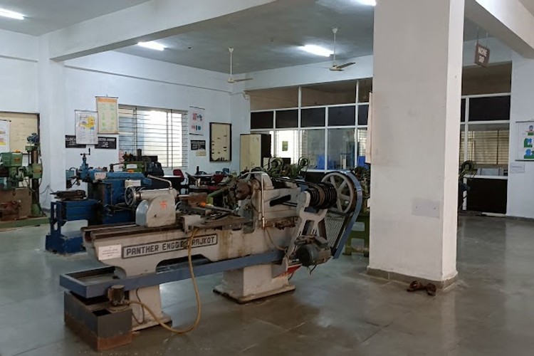Chameli Devi Group of Institutions Indore Campus: Photos, Virtual Tour