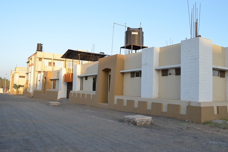 Chameli Devi Group of Institutions Indore Campus: Photos, Virtual Tour