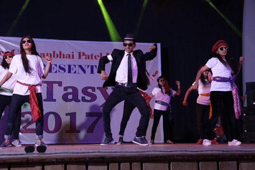 Chimanbhai Patel Institute Of Computer Applications Ahmedabad Campus Photos Virtual Tour