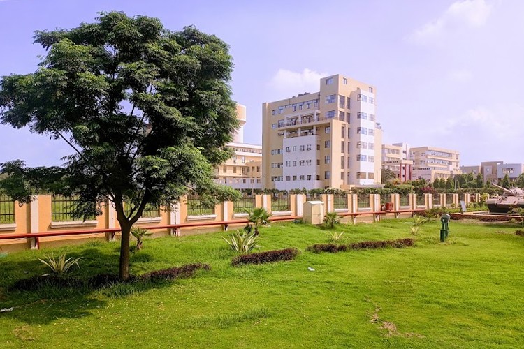 Chitkara University, Rajpura Patiala Campus: Photos, Virtual Tour