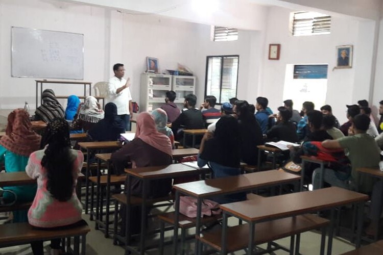 Diamond College of Commerce and Science Nagpur Campus: Photos, Virtual Tour