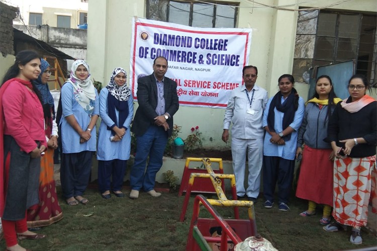 Diamond College of Commerce and Science Nagpur Campus: Photos, Virtual Tour