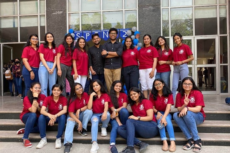 Gargi College New Delhi Campus: Photos, Virtual Tour