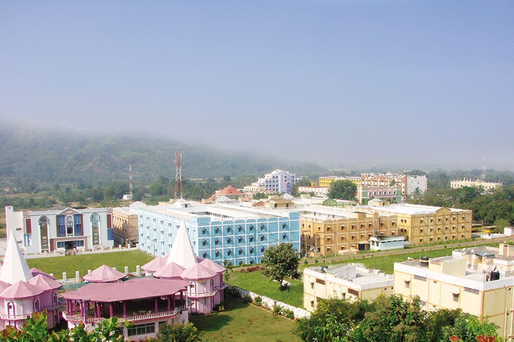 GIET University Gunupur Campus: Photos, Virtual Tour