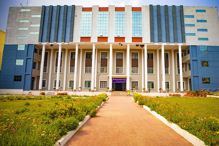 GIET University Gunupur Campus: Photos, Virtual Tour