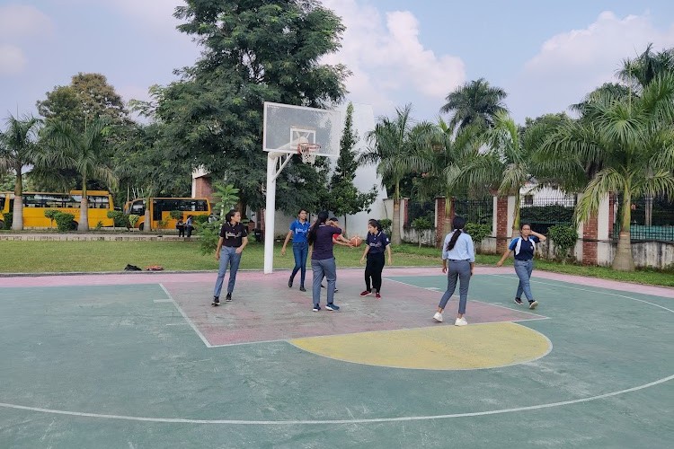 Graphic Era Hill University Dehradun Campus: Photos, Virtual Tour