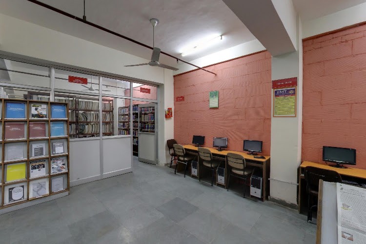 IIMT College of Engineering Greater Noida Campus: Photos, Virtual Tour