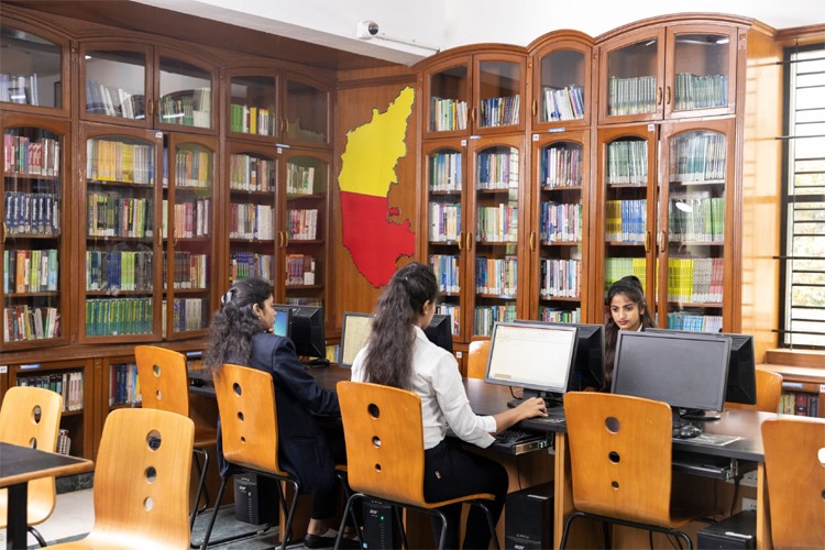Indian Academy Degree College Bangalore Campus: Photos, Virtual Tour