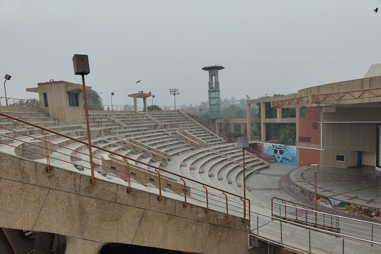 IIT Kanpur Campus: Photos, Virtual Tour