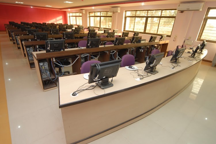 ITM Lucknow Campus: Photos, Virtual Tour