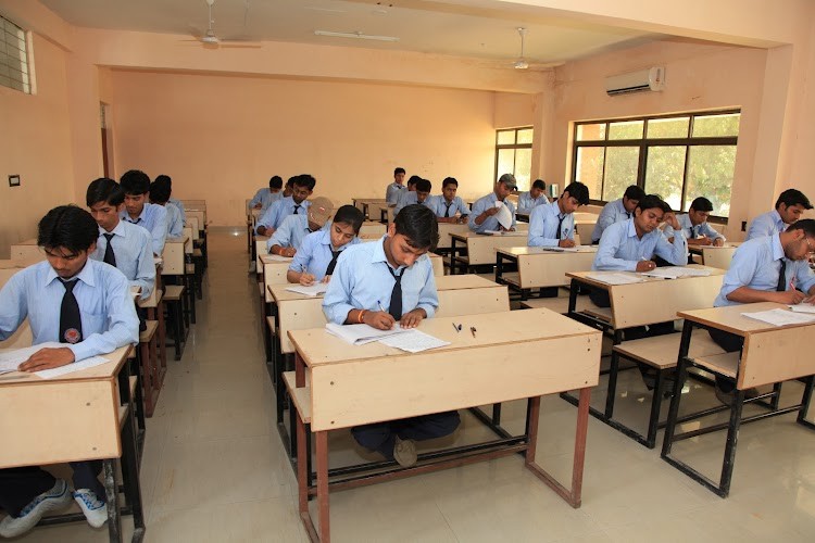 ITM Lucknow Campus: Photos, Virtual Tour