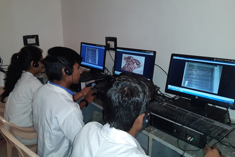 K. V. Virani Institute of Pharmacy & Research Centre Amreli Campus: Photos, Virtual Tour