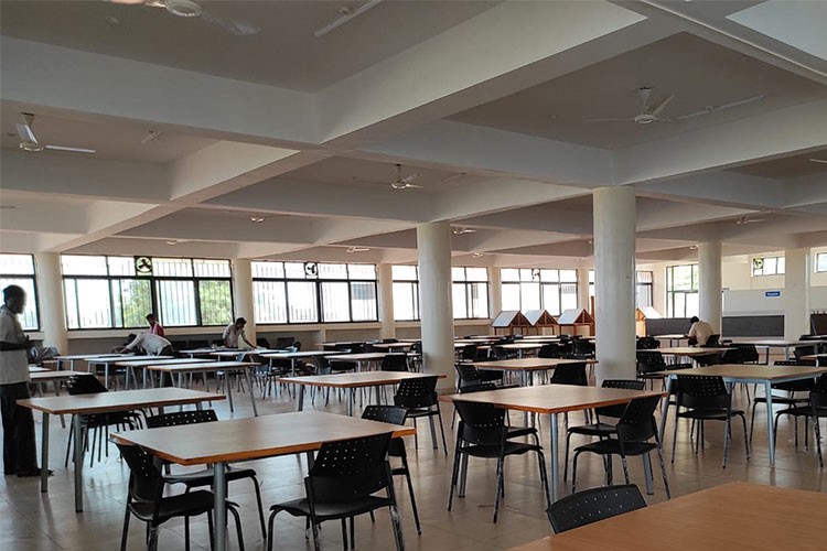 KLE Jagadguru Gangadhar Mahaswamigalu Moorusavirmath Medical College ...