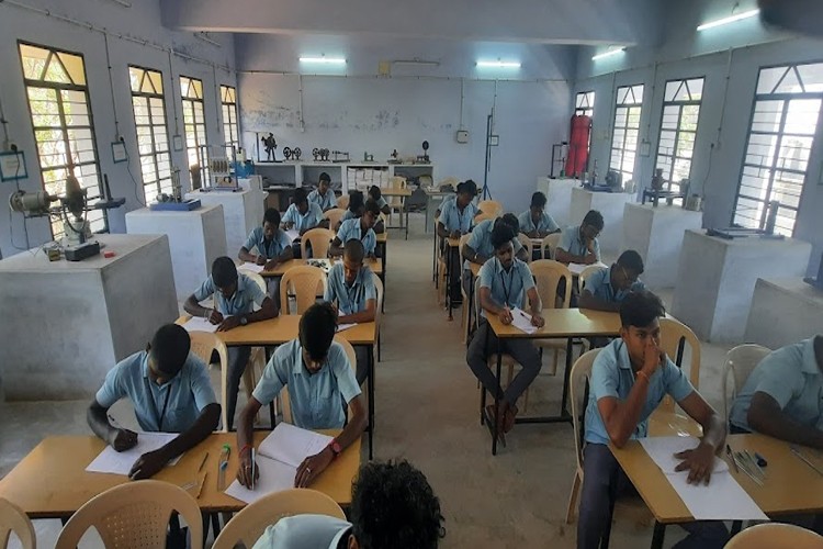 Latha Mathavan Engineering College Madurai Campus: Photos, Virtual Tour