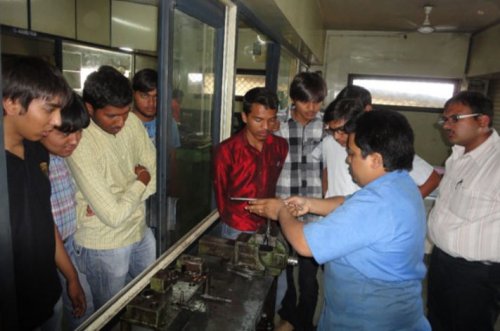 LJ Polytechnic Ahmedabad Campus: Photos, Virtual Tour