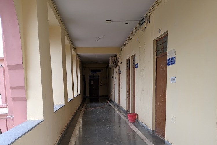 Maharaja Ganga Singh University Bikaner Campus: Photos, Virtual Tour