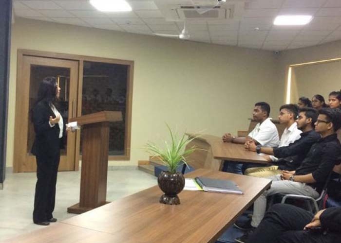 Manav Rachna University, Faculty of Law Faridabad Campus: Photos ...