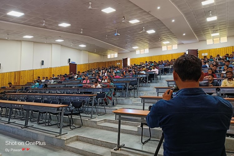 Medi-Caps Institute of Technology and Management Indore Campus: Photos ...