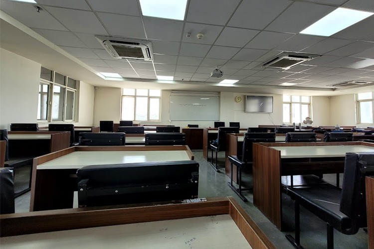 NFSU Delhi Campus: Photos, Virtual Tour