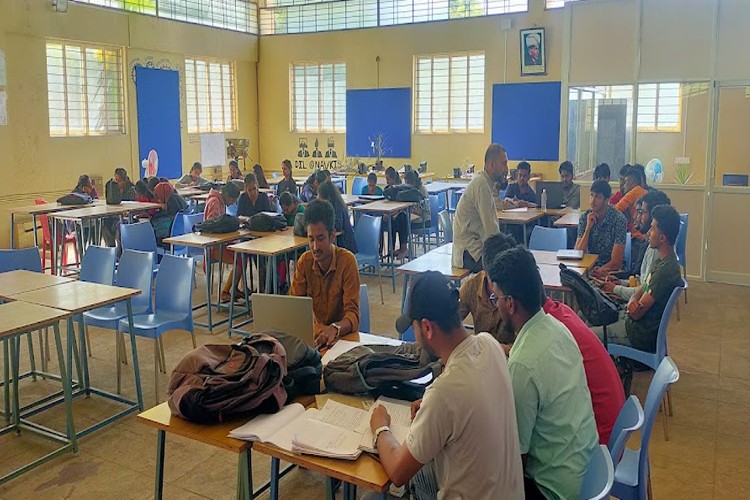 Navkis College of Engineering Hassan Campus: Photos, Virtual Tour