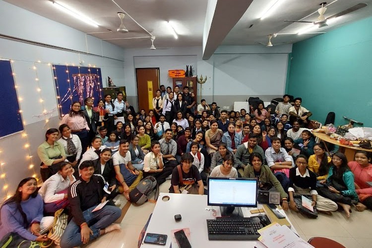 NSHM College of Management and Technology Kolkata Campus: Photos, Virtual Tour