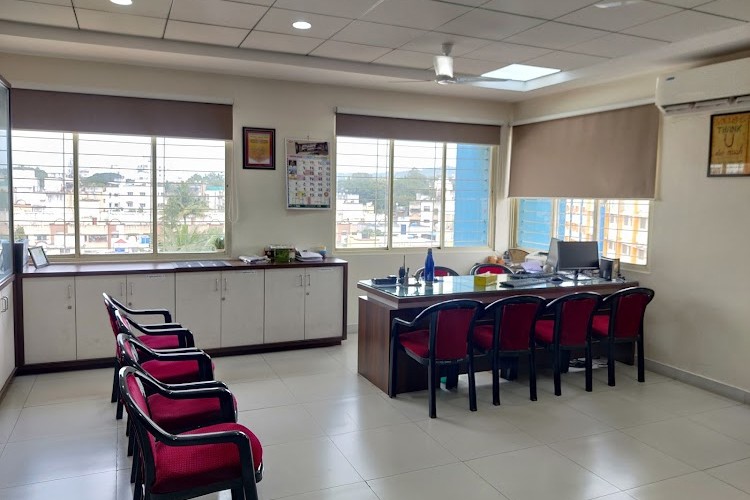 Pimpri Chinchwad University Pune Campus Photos Virtual Tour