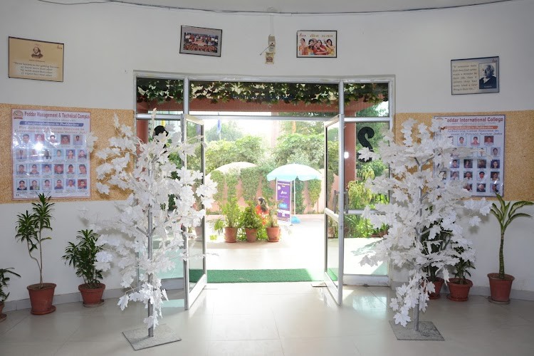 Poddar International College Jaipur Campus: Photos, Virtual Tour