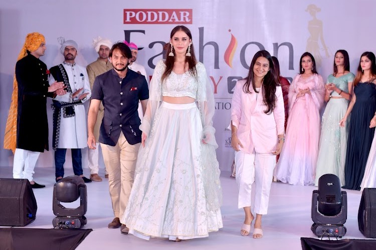 Poddar International College Jaipur Campus: Photos, Virtual Tour