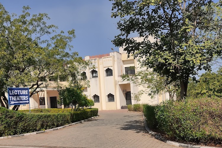 Rajasthan Technical University Campus: Photos, Virtual Tour