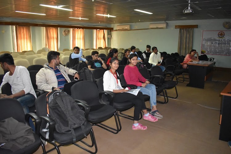 Rajasthan Technical University Campus: Photos, Virtual Tour