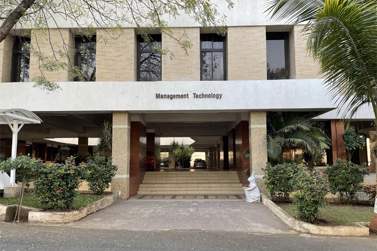 Ramdeobaba University Nagpur Campus: Photos, Virtual Tour