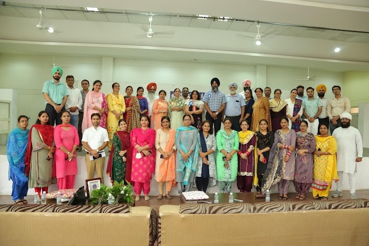 Sikh National College Nawanshahr Campus: Photos, Virtual Tour