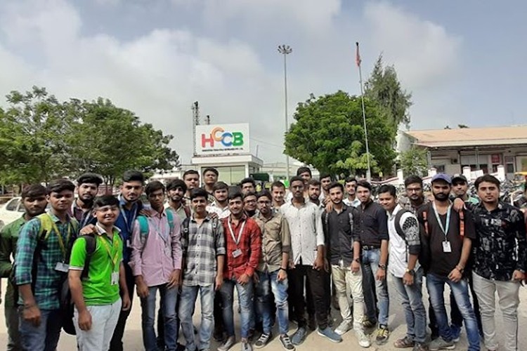 Silver Oak University, Centre for Research Ahmedabad Campus: Photos ...