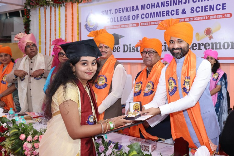 Smt. Devkiba Mohansinhji Chauhan College of Commerce and Science ...