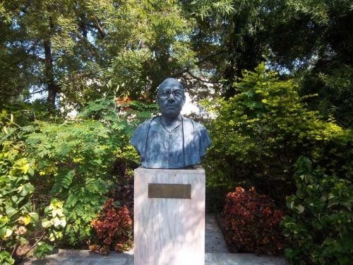 Swami Ramanand Teerth Mahavidyalaya Beed Campus: Photos, Virtual Tour