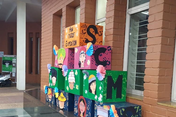 SIU Noida Campus: Photos, Virtual Tour