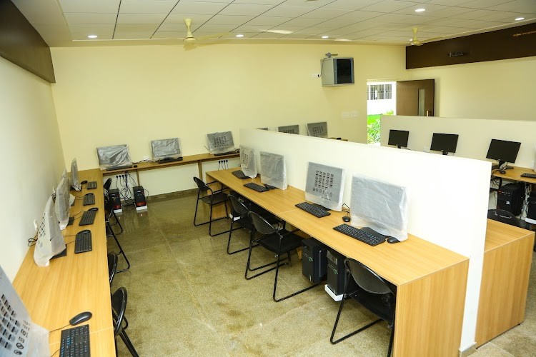 Universal College Bangalore Campus: Photos, Virtual Tour